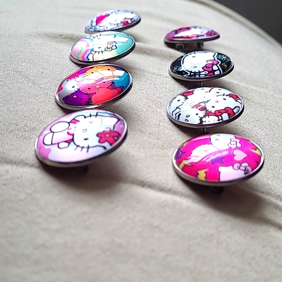 Hello Kitty | Jewelry | 8 Glass Hello Kitty Pins | Poshmark